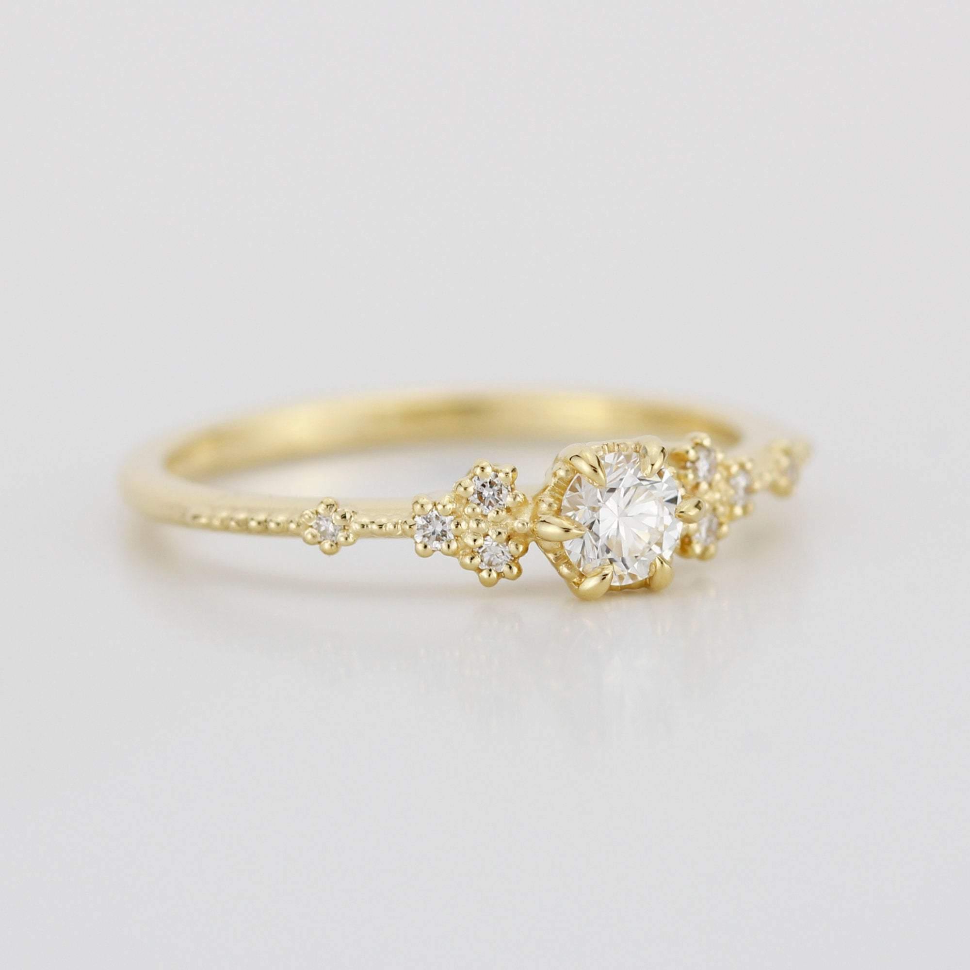 Simple delicate engagement ring 18k gold and diamond | 0.25ct. R336WD – NOOI JEWELRY