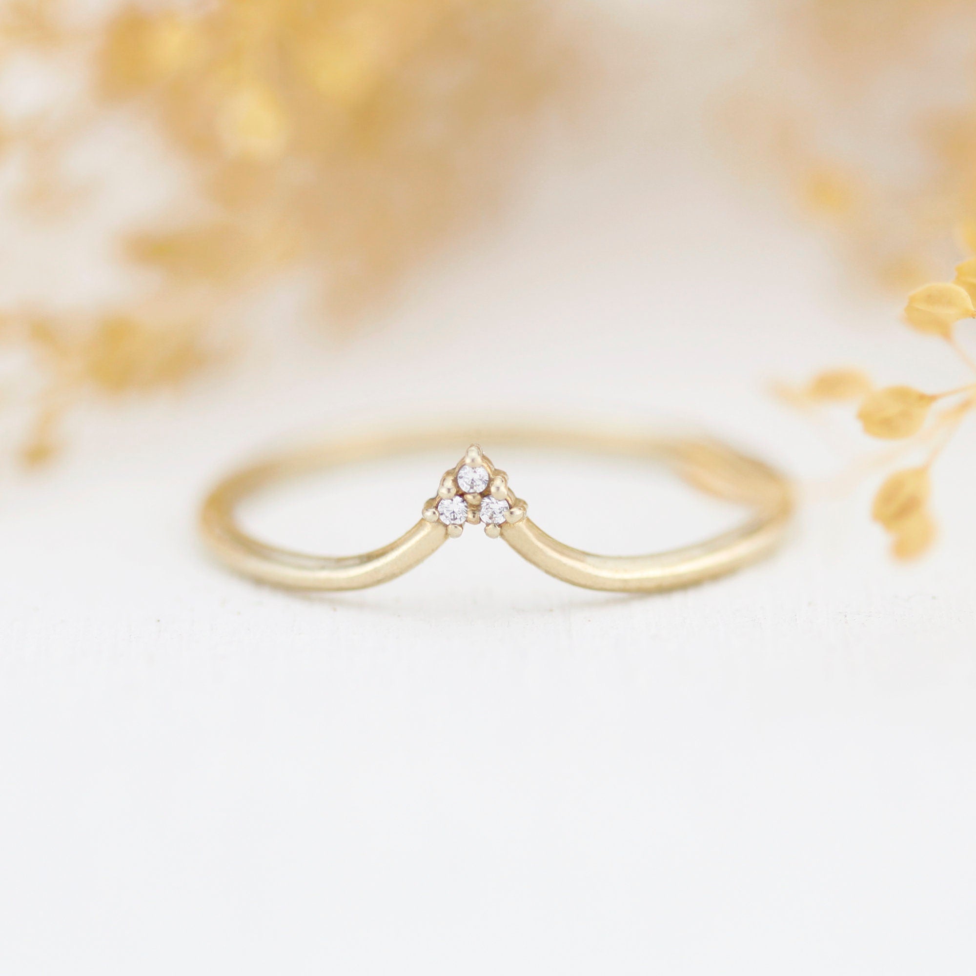 V shape wedding band, simple wedding band, curved band | R213WD – NOOI ...